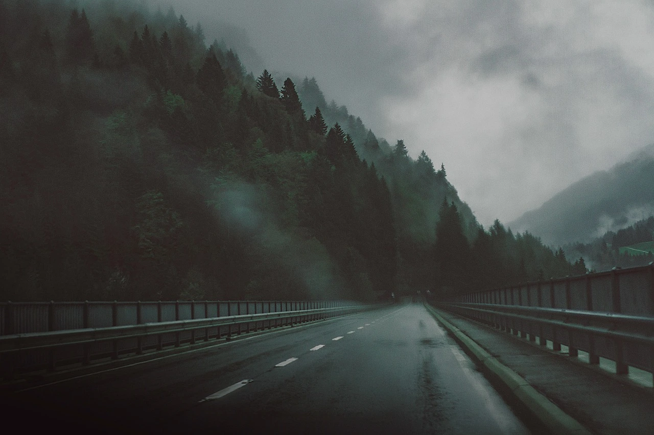 Brisbane's Haunted Highways: Spooky Stories and Pa...
